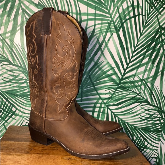 Justin Boots | Shoes | Justin Boots Brown Oiled Leather Cowboy Boots ...